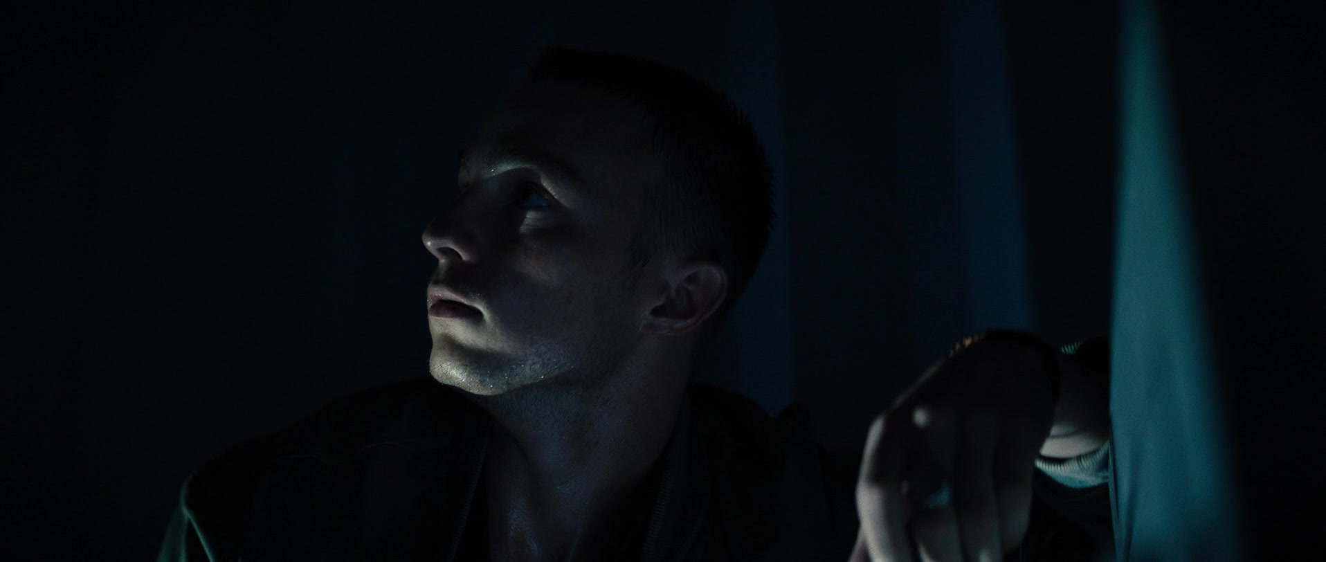 Screen Captures - Hellraiser 0233 DScom - Drew Starkey Nation — Photo ...